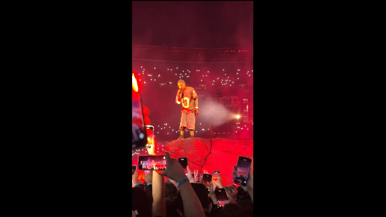 TRAVIS SCOTT APPLE PIE LIVE @ METLIFE * PIT VIEW - YouTube