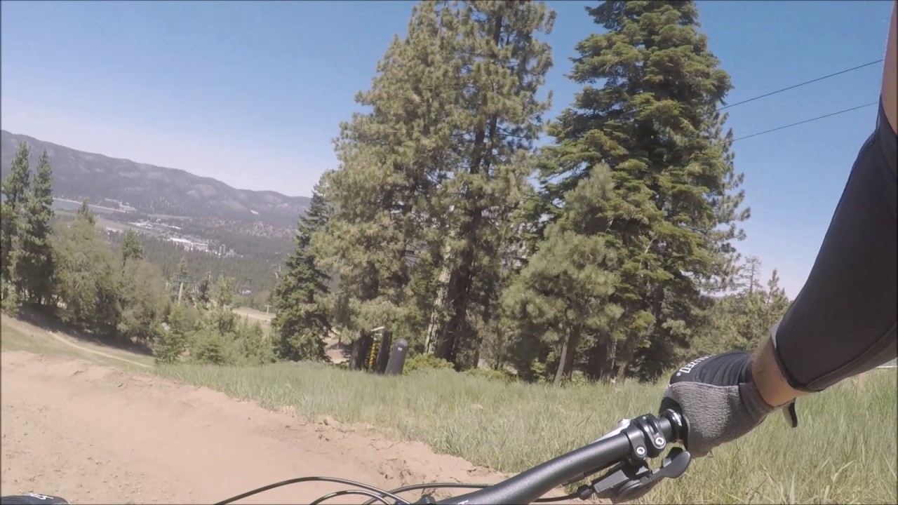 TURTLE TRAIL SNOW SUMMIT BIKE PARK 2017 - YouTube