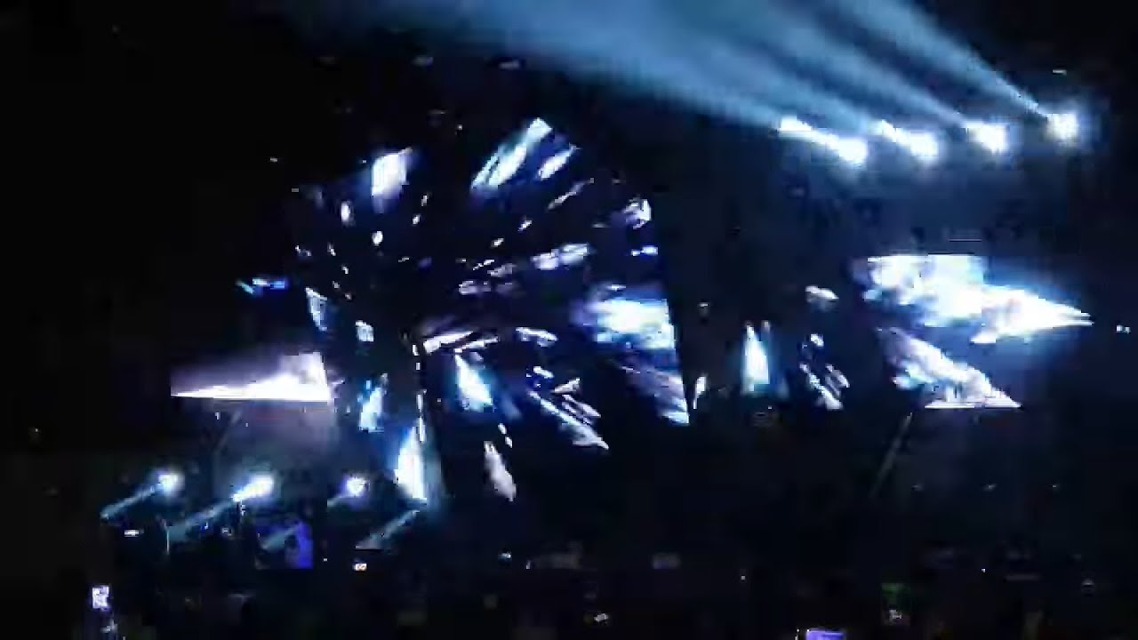 deadmau5 - Coasted [Cube 3.0 Worldwide Debut @ Ultra Music Festival ...