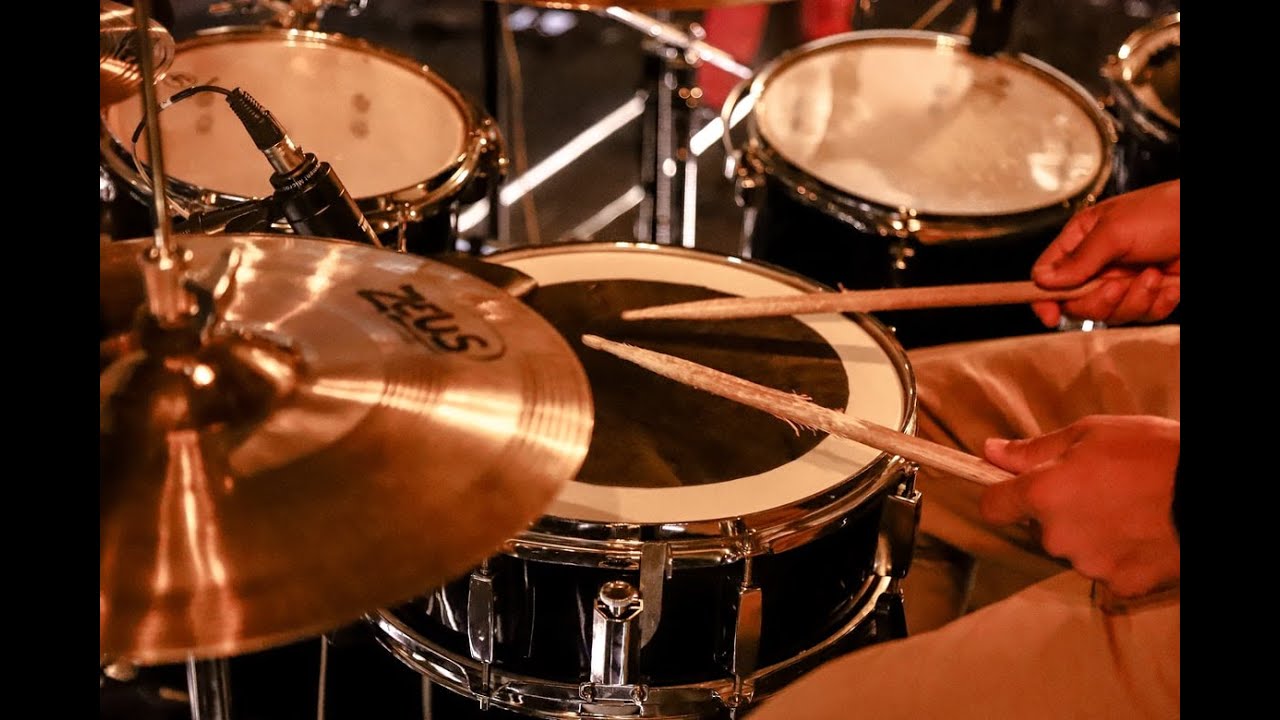 Bruce Springsteen - There Goes My Miracle (drum cover) - YouTube