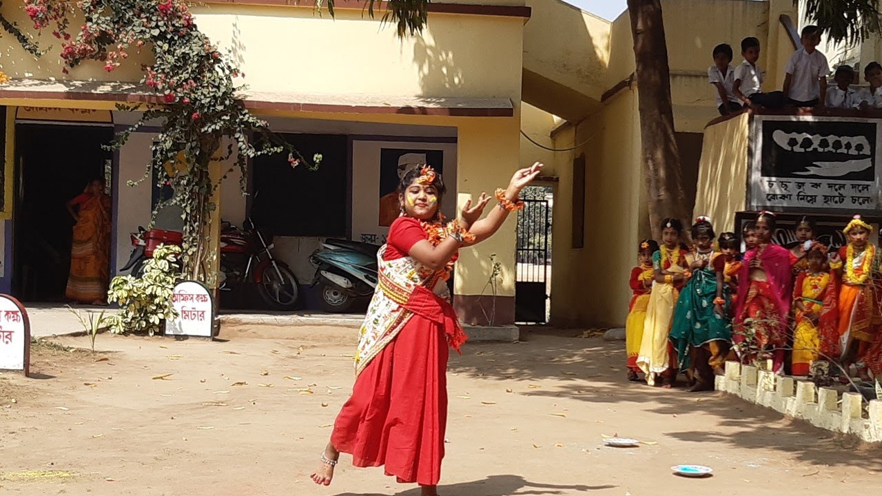 SOLO PERFORMANCE / ITS A SOLO DANCE - YouTube