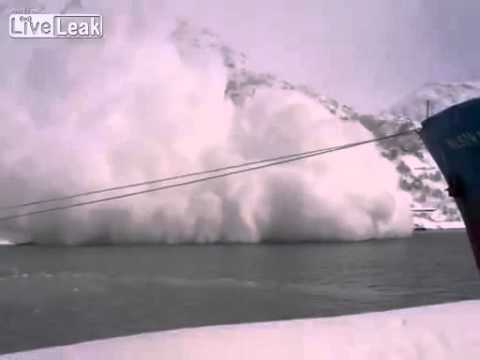 Snow Tsunami - Norway - YouTube