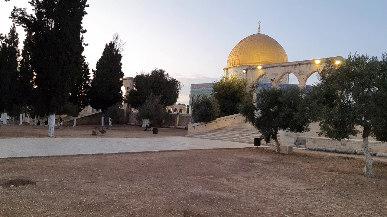 Maghrib Athan Azan Masjid al Aqsa - Jerusalem - YouTube