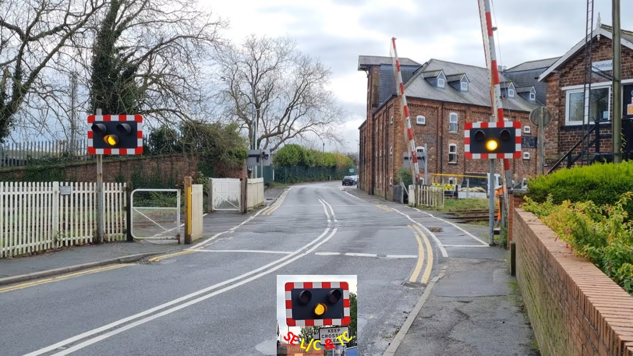 (Wheel-operated barriers) Driffield (Skerne Road) Level Crossing, East ...