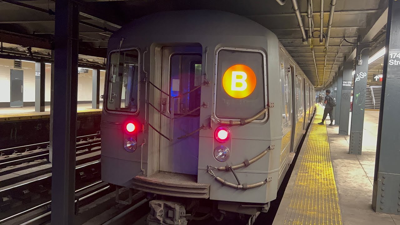 IND Concourse: B Lcl And D Lcl/Exp @ 174th-175th Streets - YouTube