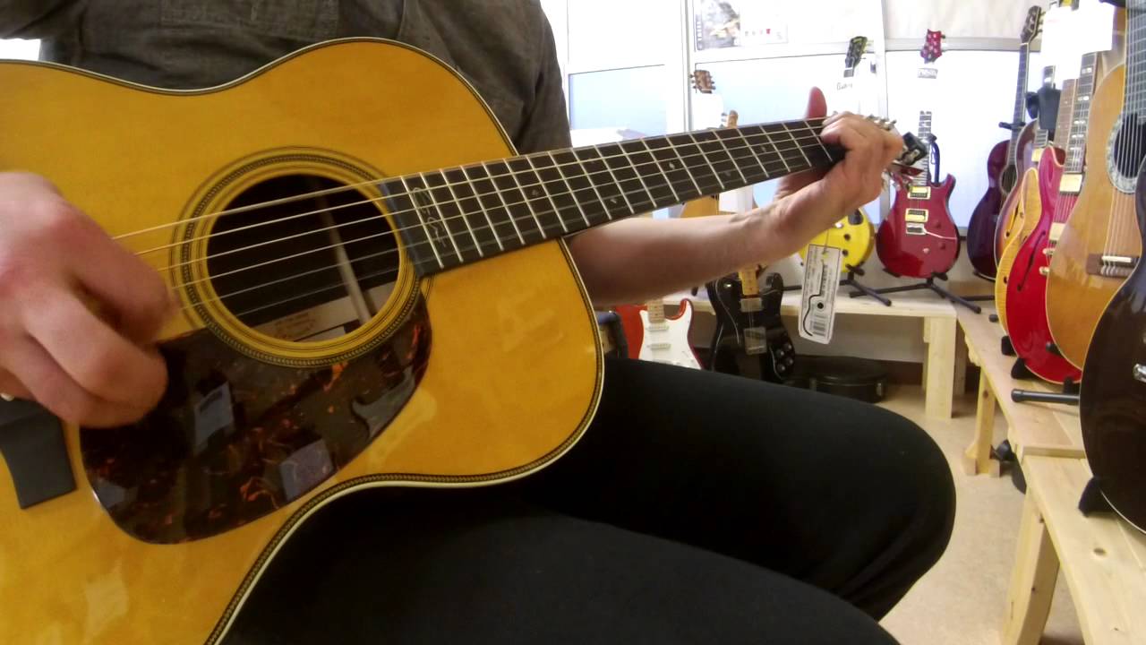 Martin OOO-28 EC Demo ① - YouTube