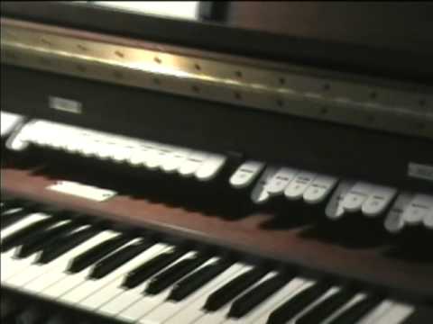 1972 Allen digital computer organ playing demonstration - YouTube
