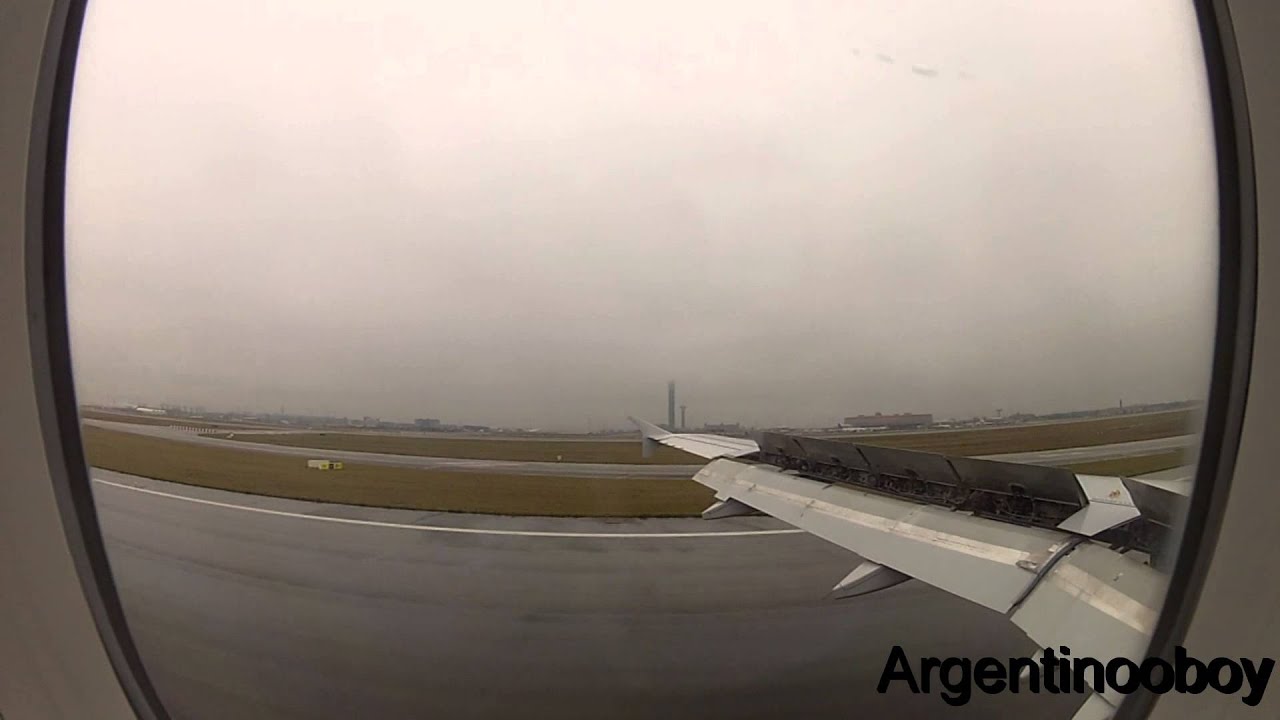 BAD WEATHER LANDING IN PARIS A320 AIRFRANCE - YouTube