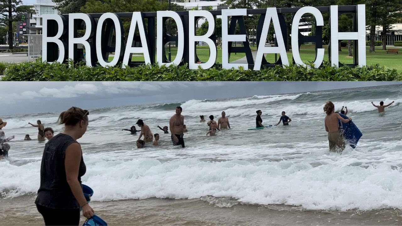 BROADBEACH||BEACH VIEW||SUNNY DAY||SURFING||GOLD COAST||QUEENSLAND ...