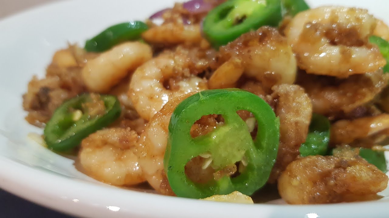 The Ultimate Garlic Pepper Prawns Recipe - YouTube