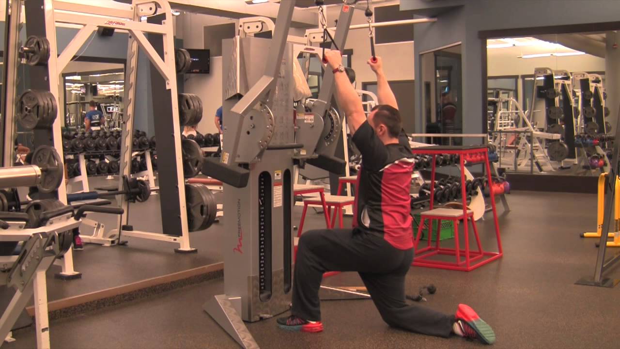 1/2 kneeling cable pulldown - YouTube