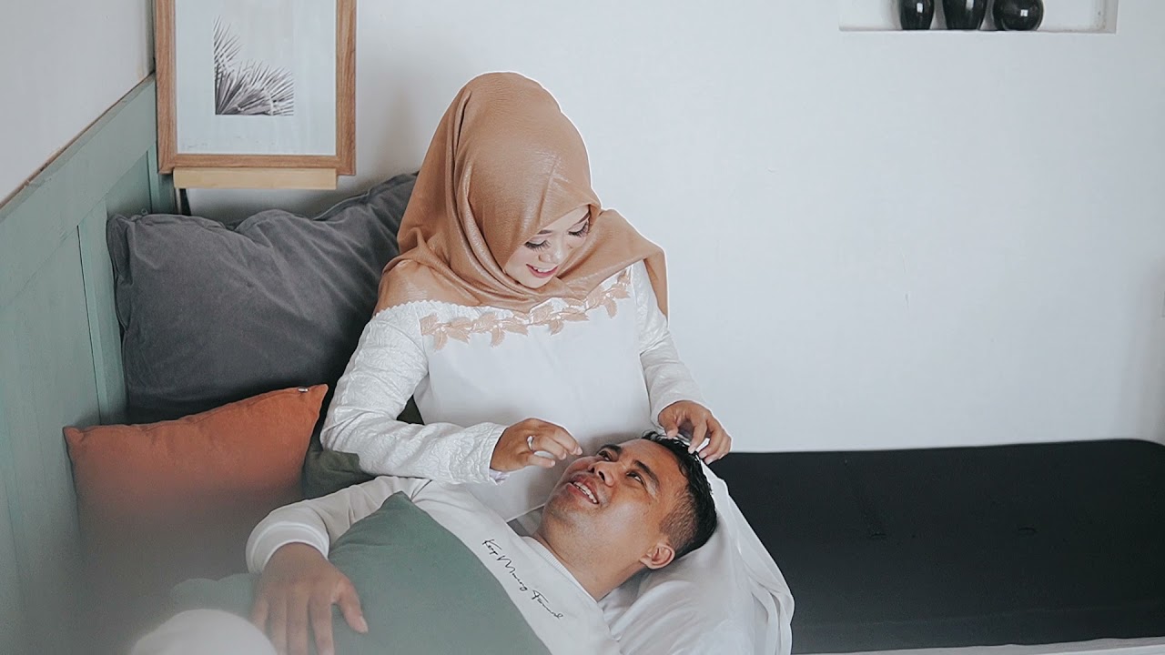 Teaser / Trailer Cinematic wedding Husairi dan Anis - YouTube