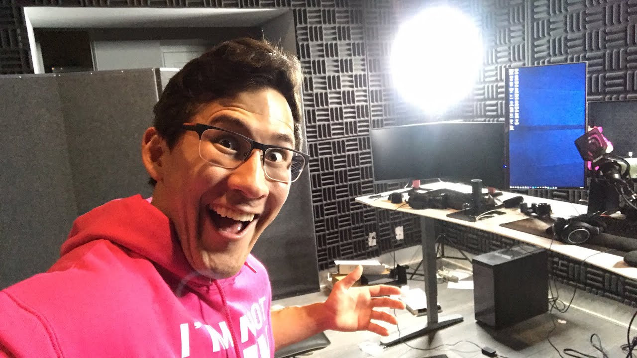 Goofin’ round the new office! - YouTube