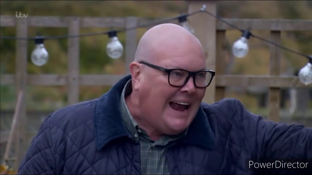 Emmerdale - Liv Tries To Speak To Vinny and Aaron Gets Involved With ...