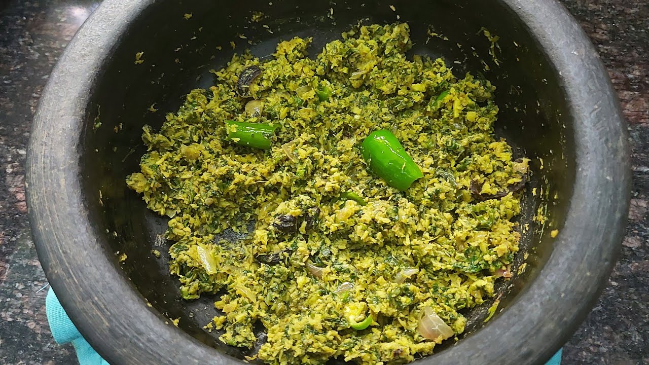 ചേമ്പില തോരൻ / Cooking Green Taro Leaf Recipe/Healthy food - YouTube