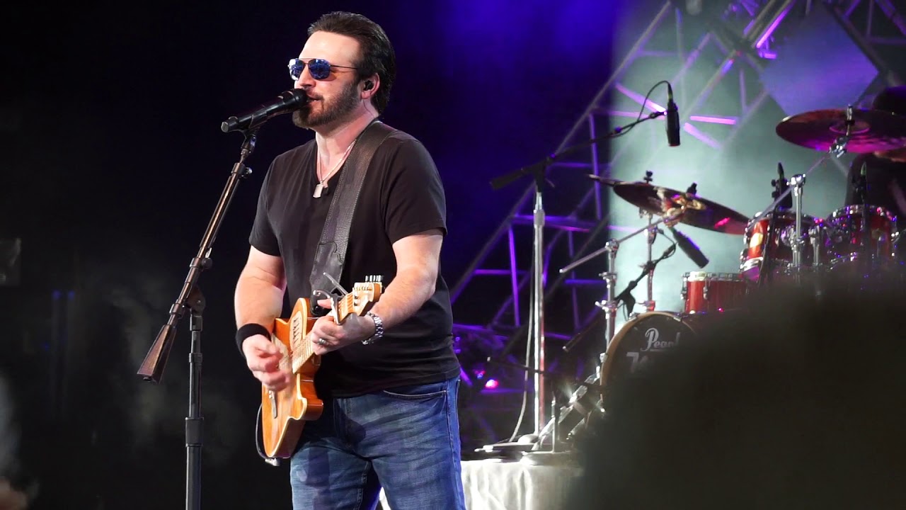 Mark Wills "19 Something" - YouTube