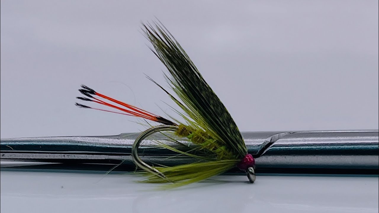Tying a wet olive Peat Wing with Scott Jackson 2025 - YouTube