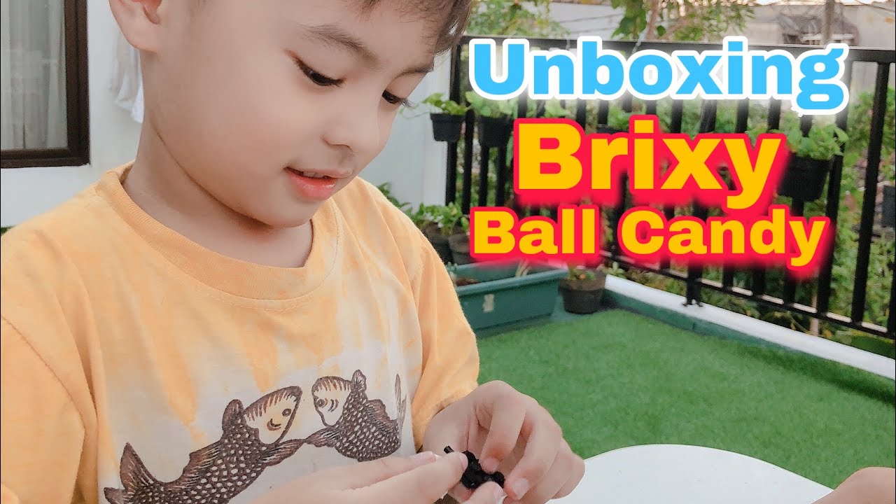 Bocah Ekspresif Unboxing Brixy Ball Candy || Mainan Penuh Kejutan - YouTube