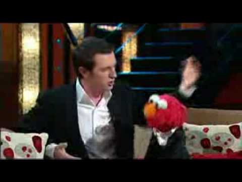 Rove talks to Elmo - YouTube