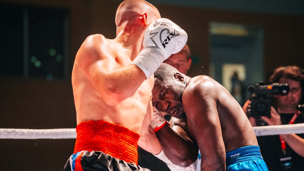 David Dvořáček vs Michael Obin | The Ring | Patron Boxing - YouTube