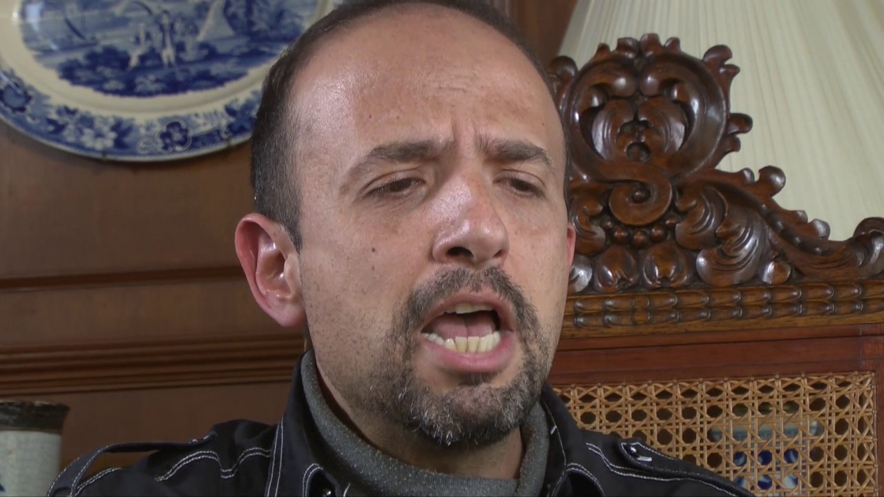 Volver a los 17 (Violeta Parra) por Oded Stempa - YouTube