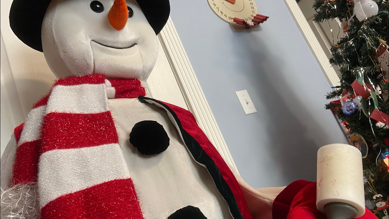 Tips for cleaning your Gemmy snowman - YouTube