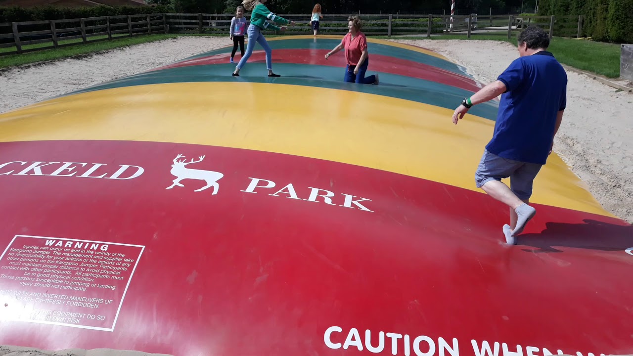 Face planting at it's best - YouTube