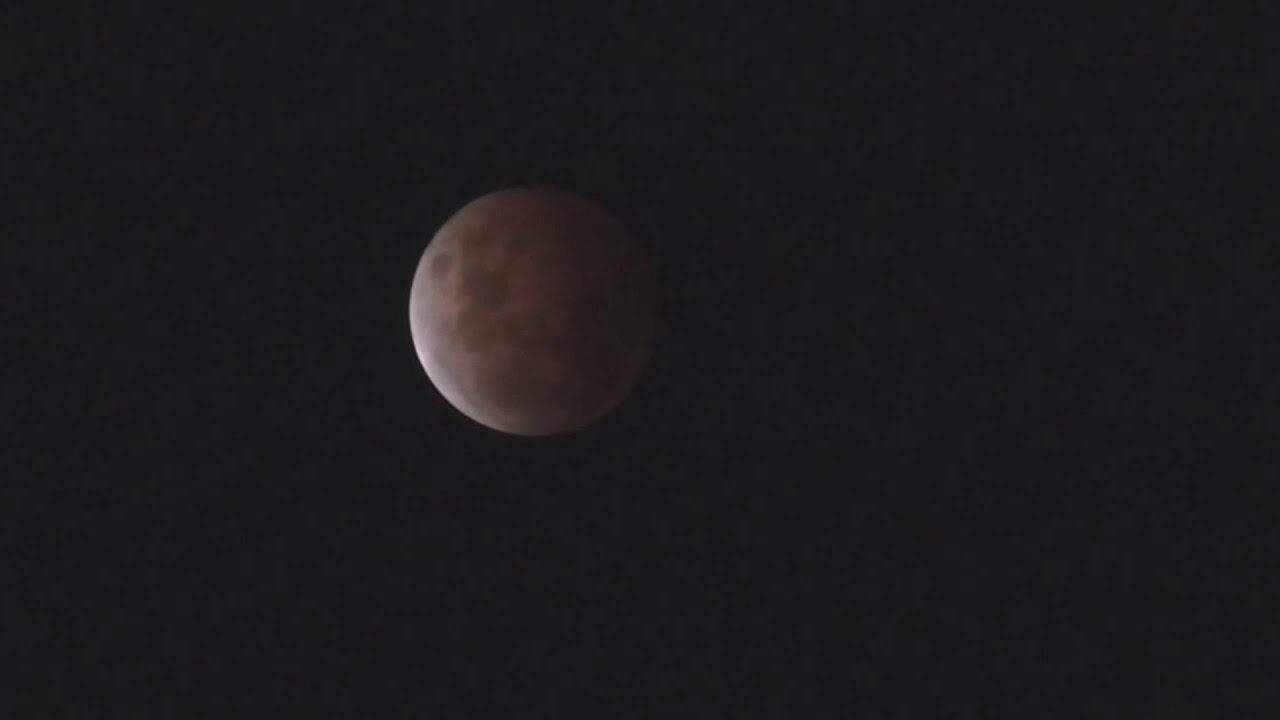 The moon turning red over Christchurch, New Zealand, Timelapse - YouTube