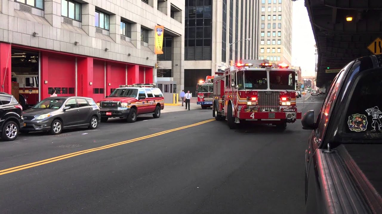 FDNY ENGINE 4 RESPONDING ON SOUTH STREET IN THE FINANCIAL DISTRICT OF ...