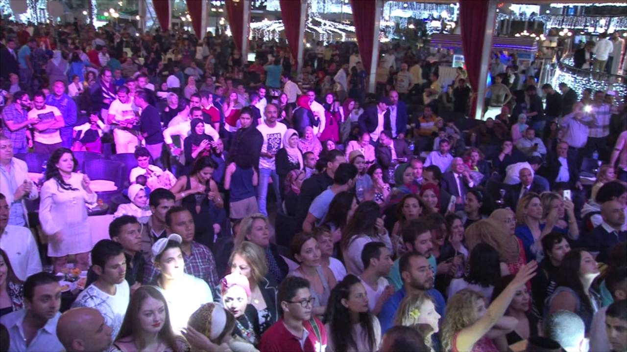 Assi El Hellani & Reham Moustafa LIVE at SOHO SQUARE. 27-03-2016 - YouTube