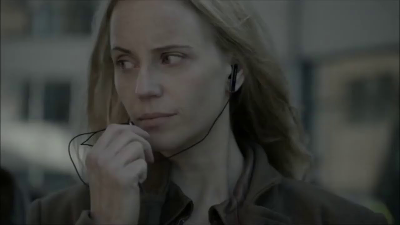 DIE BRÜCKE - Saga Norén - Who Are You, Really? SOFIA HELIN! - YouTube