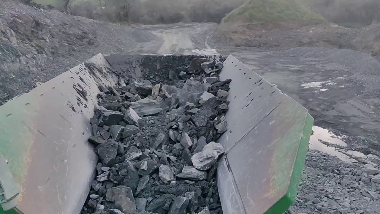 80ft conveyor | Stacker sold to Carrickamore Quarries | Ireland - YouTube