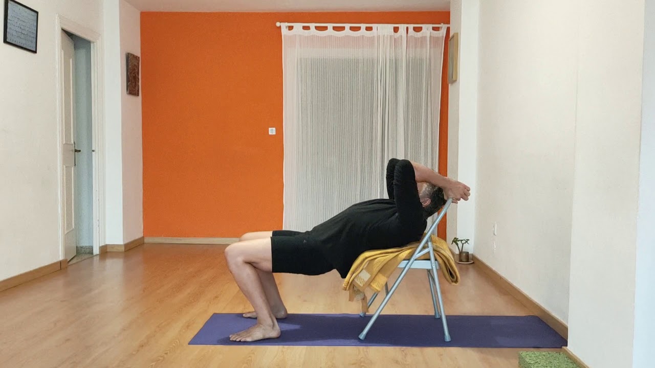YOGA EN SILLA - YouTube