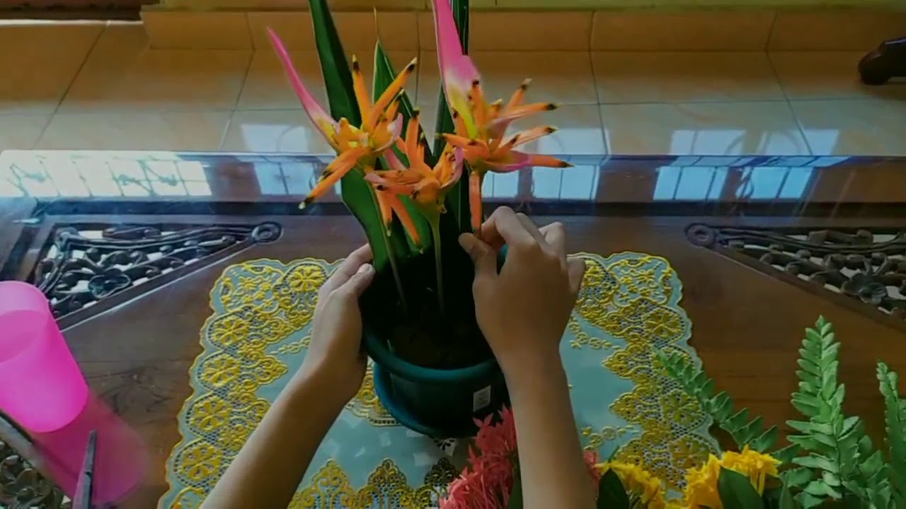 CARA MERANGKAI BUNGA SEDERHANA - YouTube