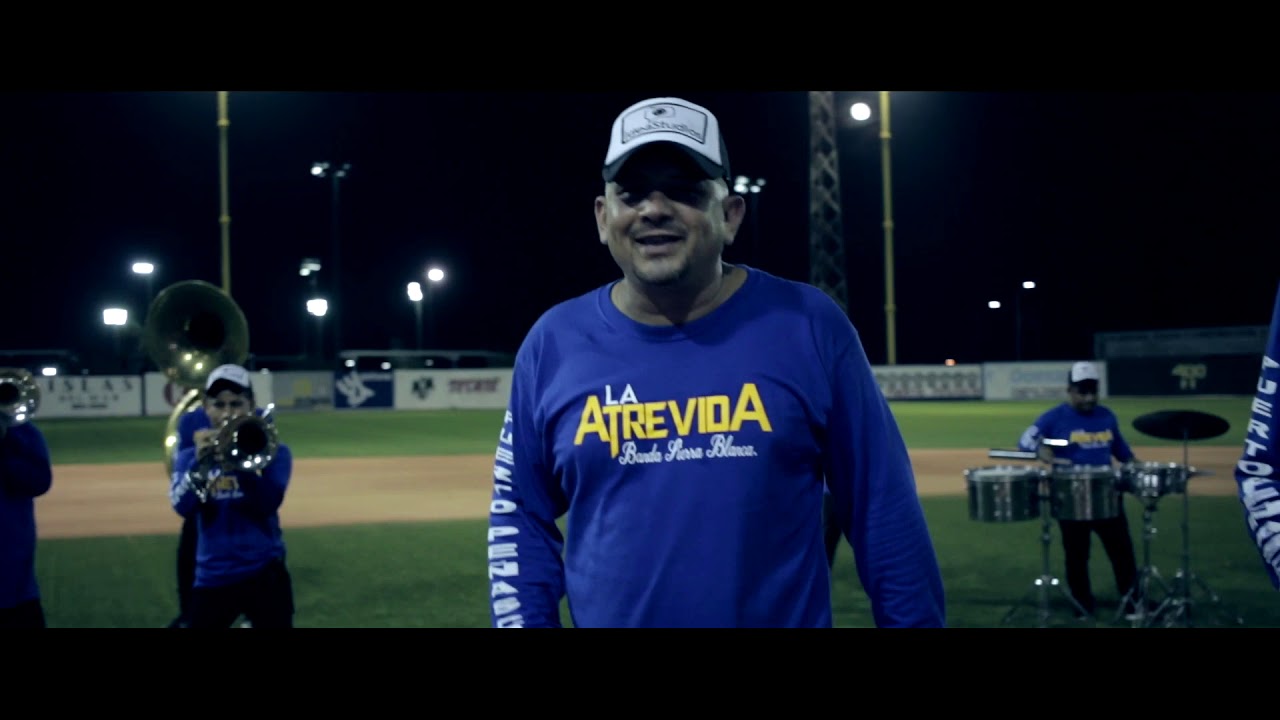 Banda la Atrevida Sierra Blanca - Que Baile el Yaqui / Idea Studios MX - YouTube