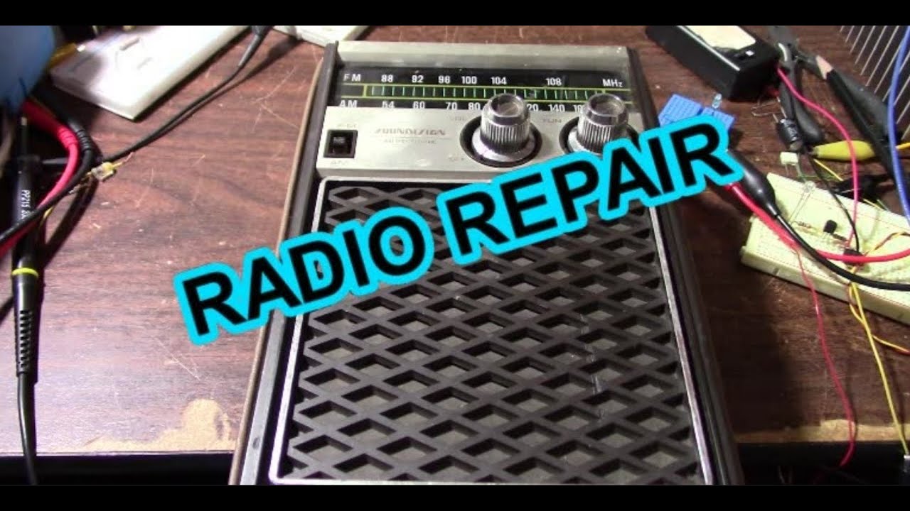 Repair vintage 1970s AM/FM portable radio Soundesign - YouTube