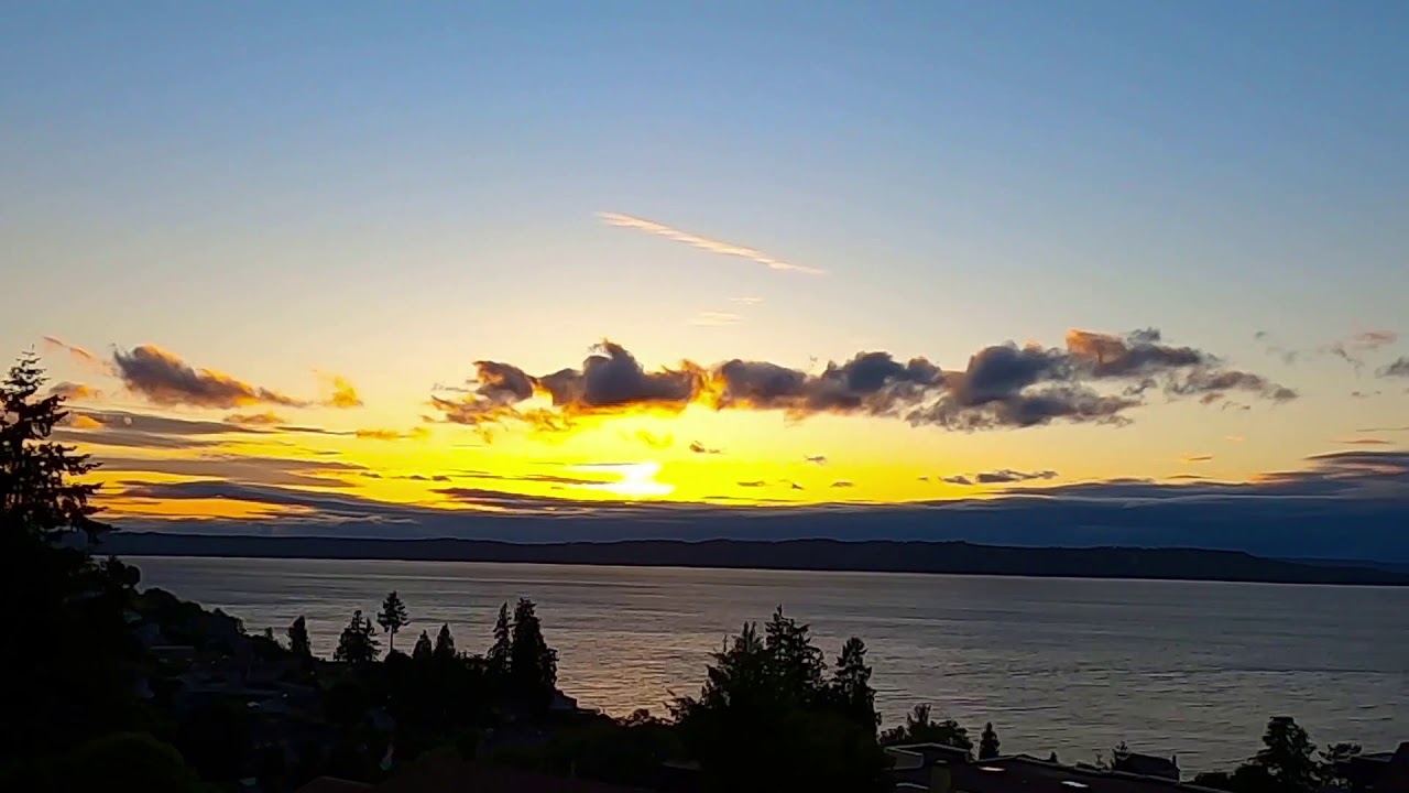 Time Lapse Sunset 5-28-20 over the Puget Sound - YouTube