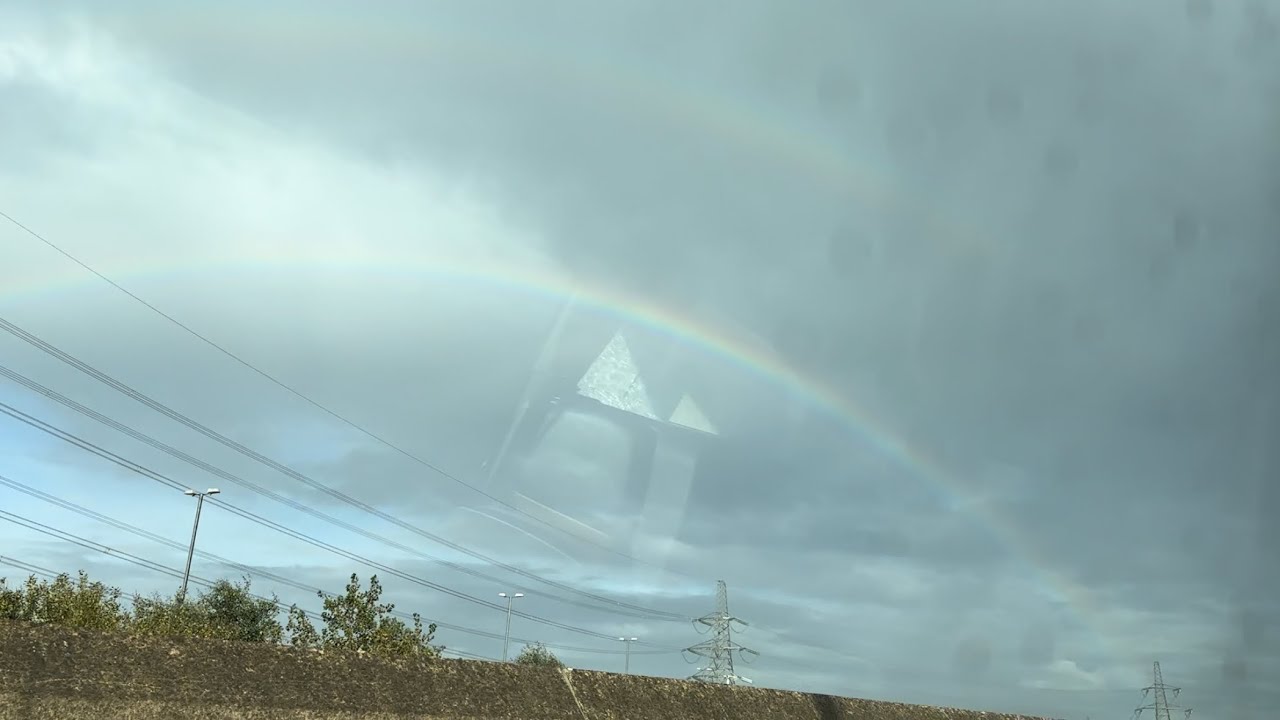 A Rainbow & Philips Trafficvision HPS Streetlights - YouTube