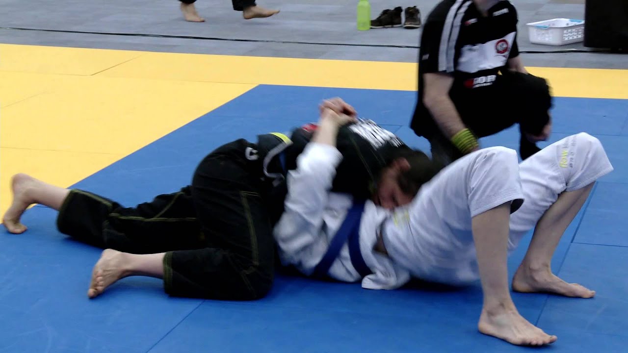 A battle for 1st at the Australian National Jiu Jitsu Comp in Melbourne ...