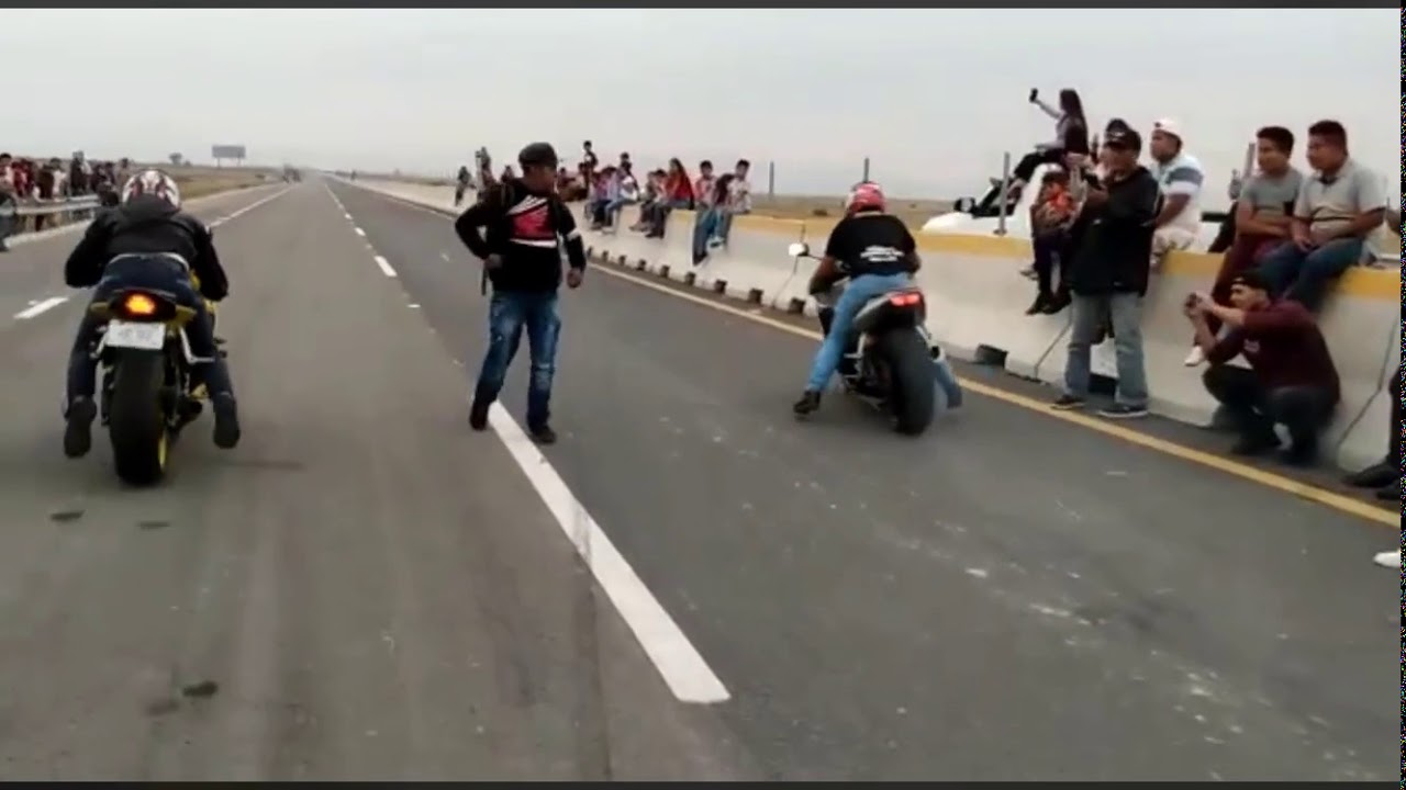 Yamaha R6r vs Yamaha R6s - YouTube