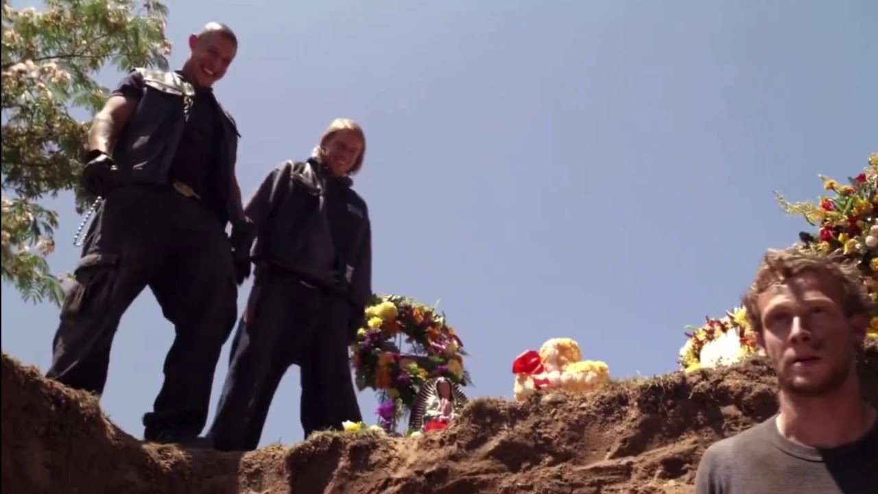 Gas station fight scene 1x3 Sons of anarchy - YouTube