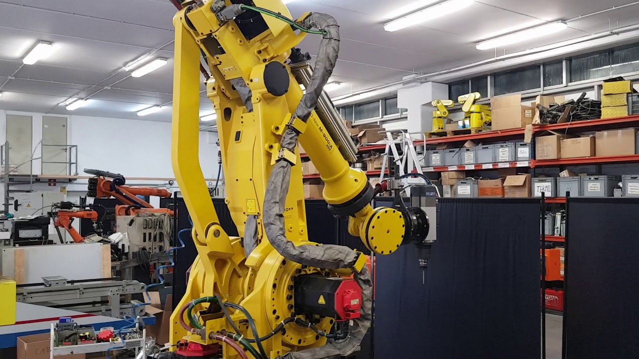 Milling robot Fanuc m900ia with R-30ia controller - YouTube