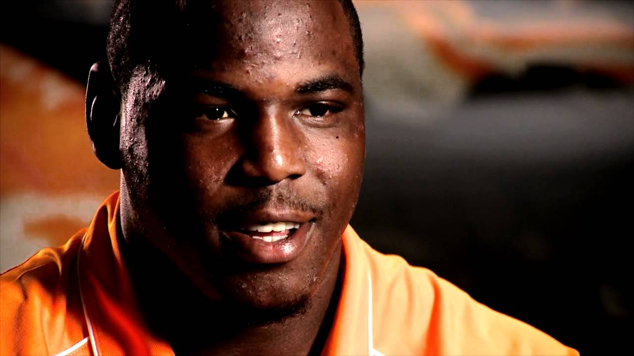 Malik Jackson Feature - YouTube
