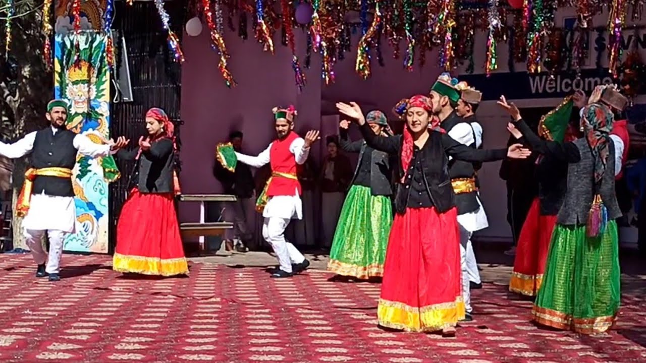 Pahari dance (Trainees of DIET KINNAUR) - YouTube