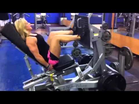 Leg press sentado com anilha - YouTube