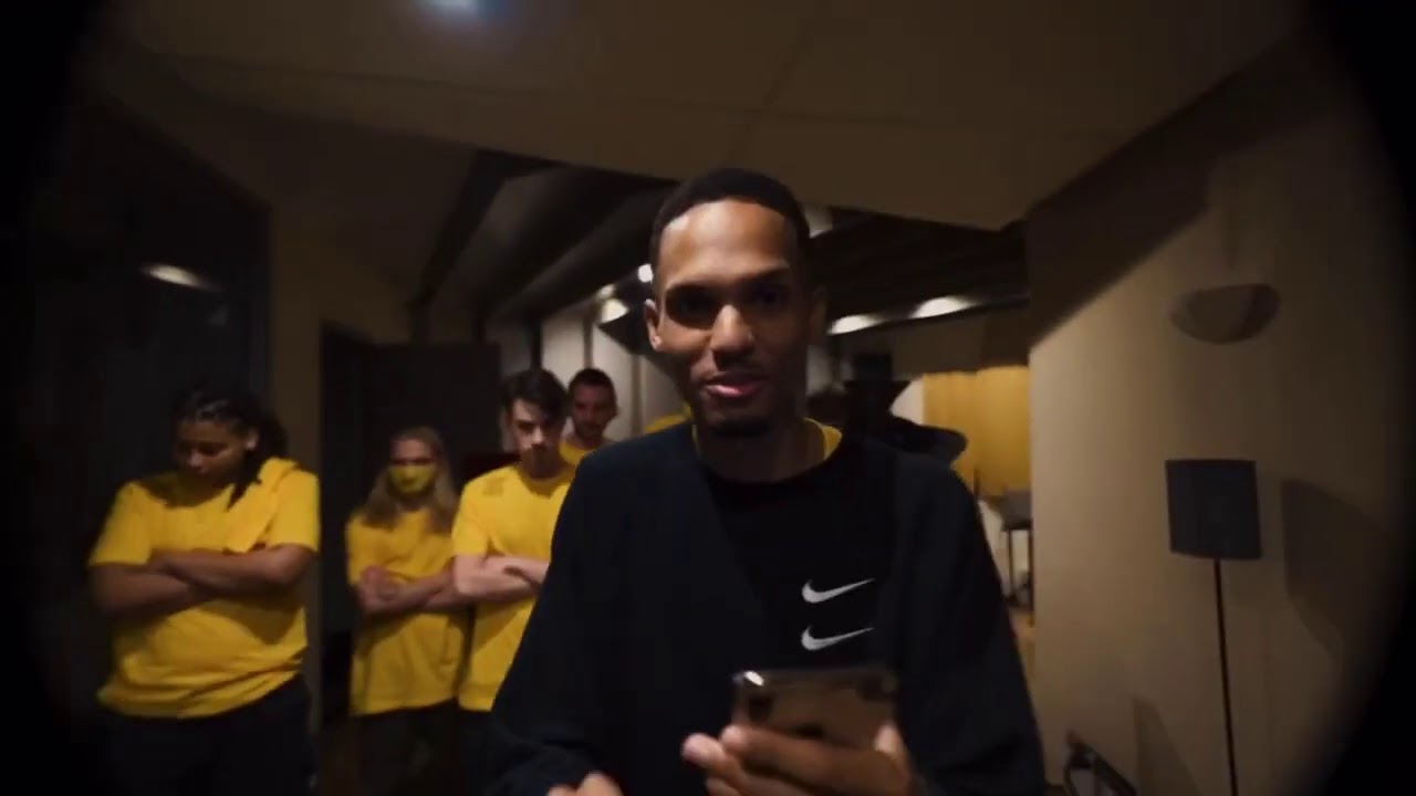 Le Motif - OMG ft. Heezy Lee - YouTube