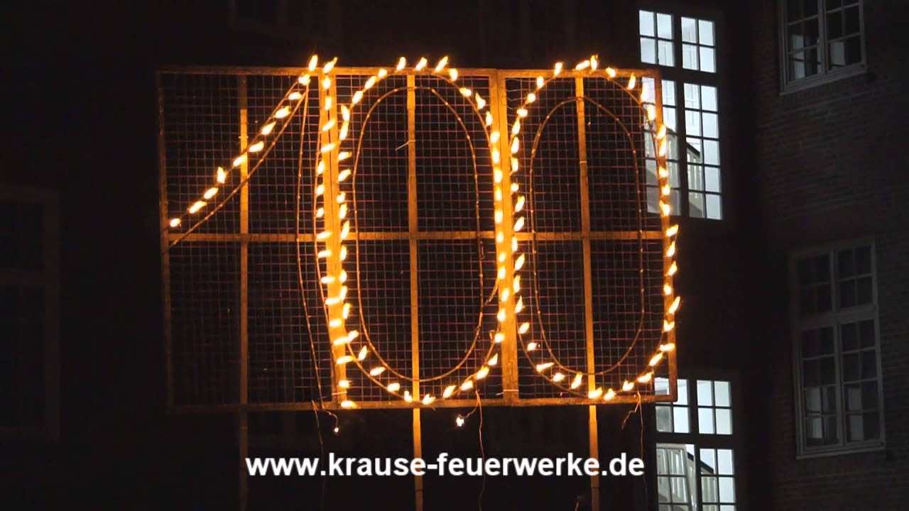 Feuerwerk 100-jähriges Jubiläum – „100“ als Lichterbild - YouTube