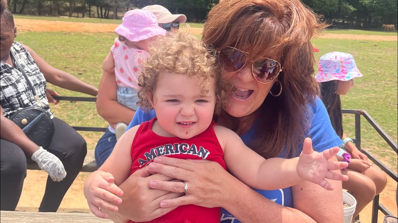 Lazy 5 Ranch! - YouTube