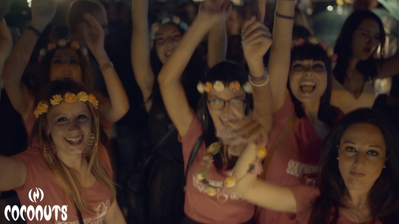 Live Your Summer 2017 - Coconuts Rimini - YouTube