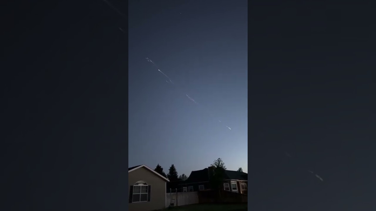 Meteor breaking up over Helena, Montana - YouTube